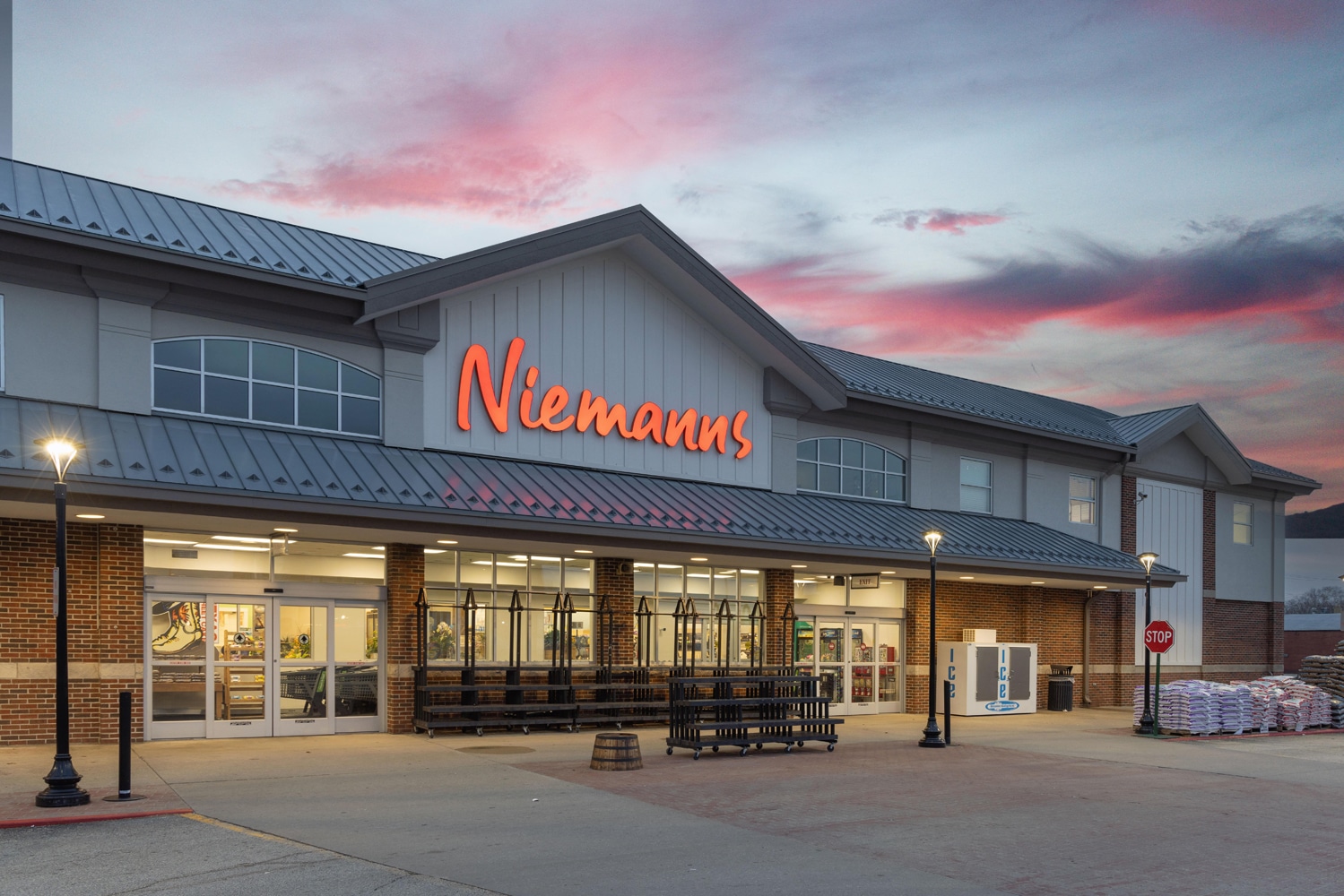 Niemann's - DBS Group, LLC